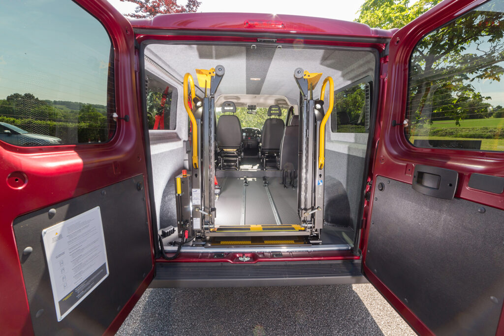 Peugeot Boxer Utah | GM Coachwork | Mobility